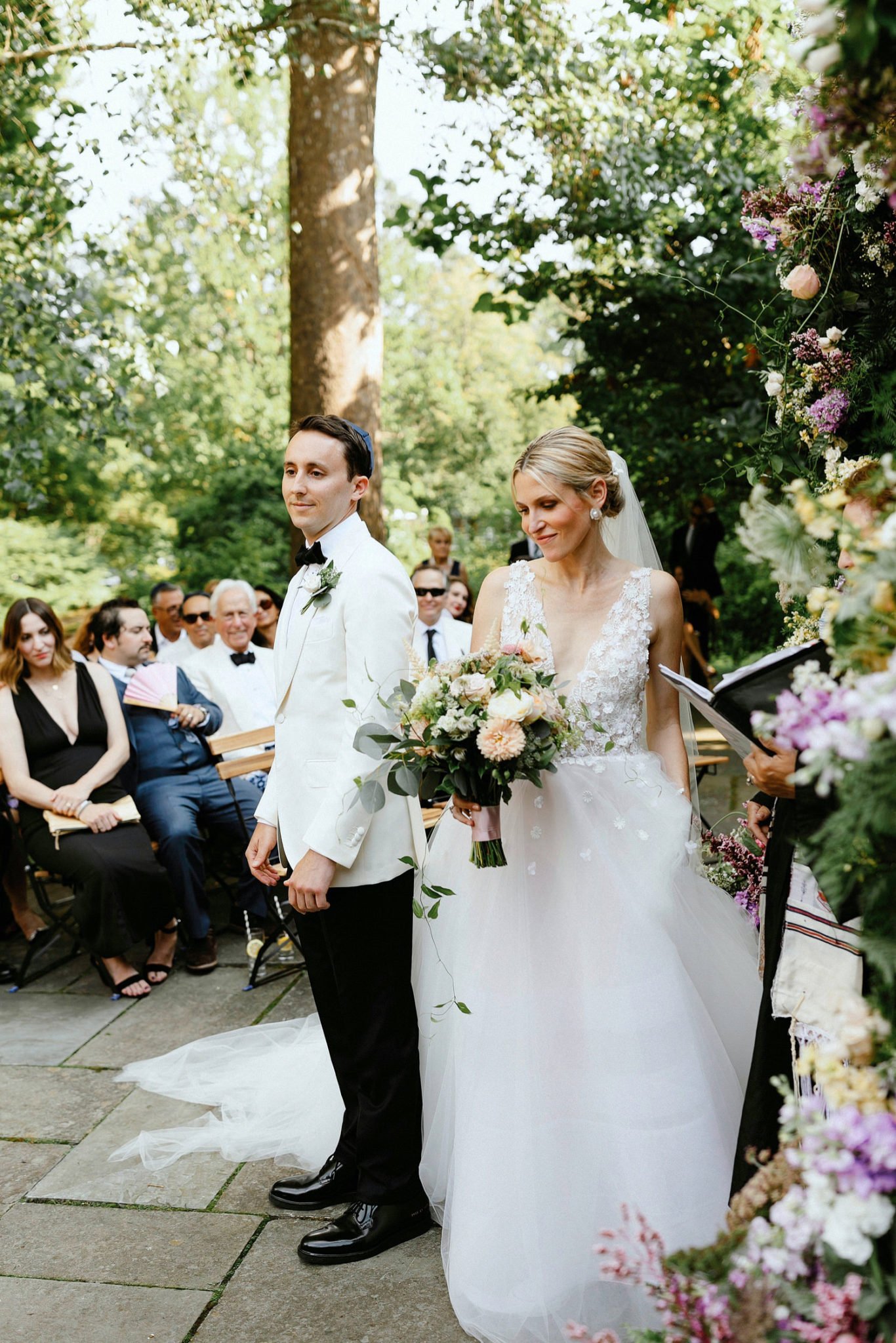 A Modern Jewish Wedding in the Hudson Valley | Troutbeck